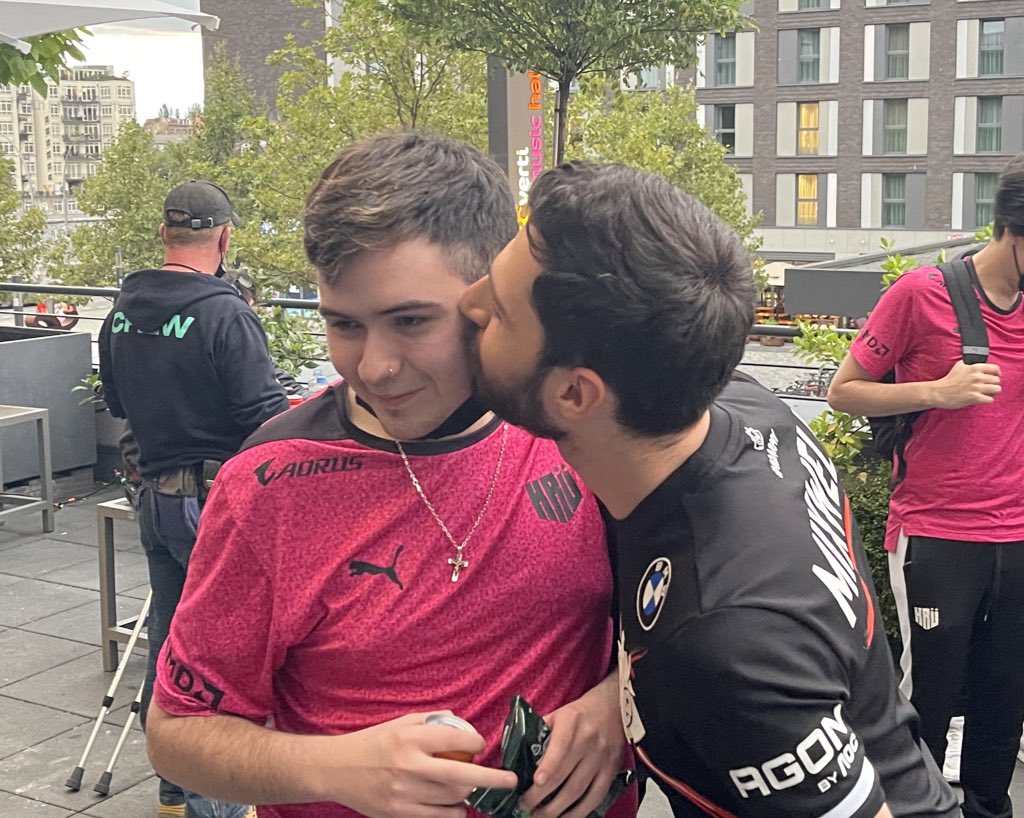 keznit1 / Streamlabs